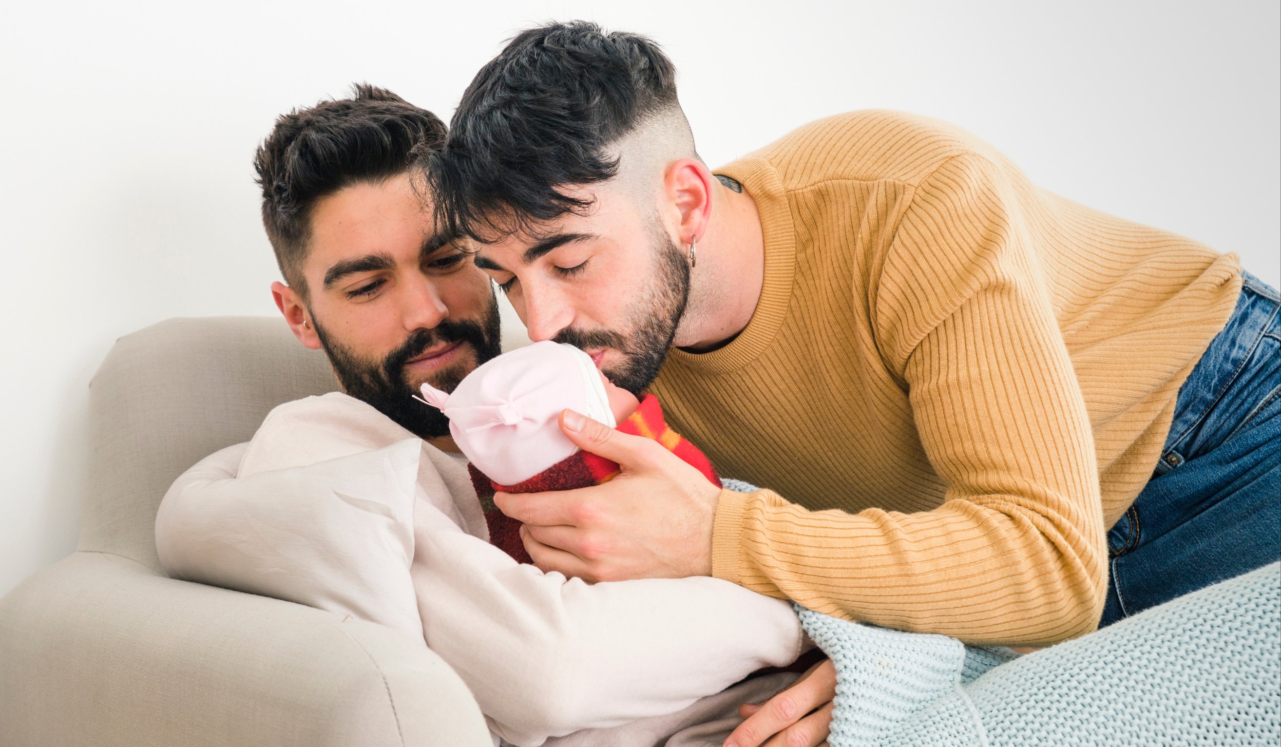 How does IVF surrogacy work?